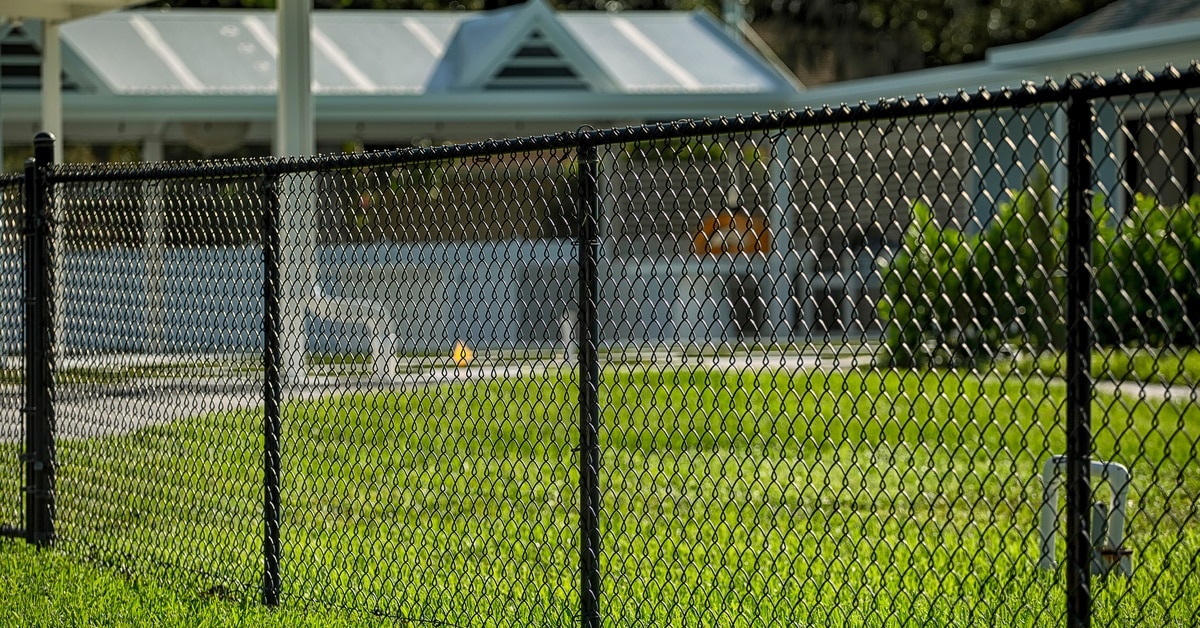 6 Common Uses for Temporary Fencing for Homes | Rentafence